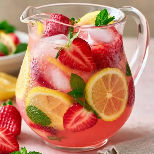 Citronnade Fraise : La Boisson Estivale Fruitée d'Amélie